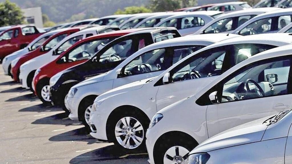 Parc auto Sibiu: multe mașini vechi, puține electrice