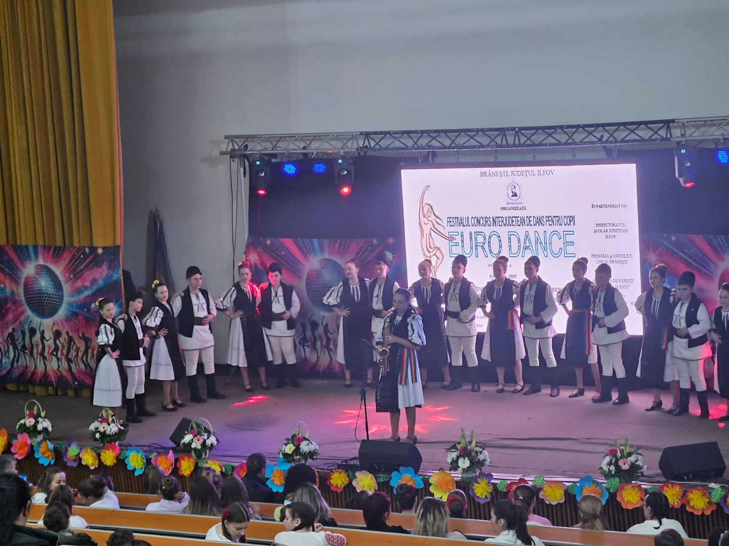 Copiii din Boița: Premiul 1 și Special la Euro Dance București